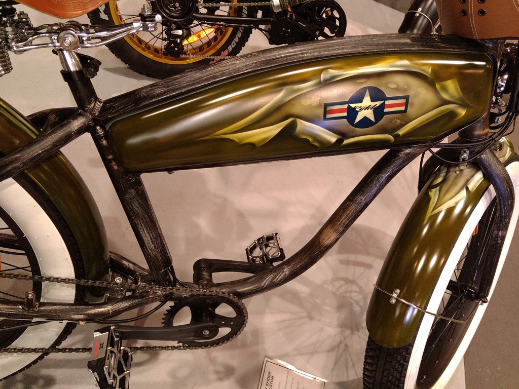 Peinture aérographe sur vélos électrique The Cykle salon de l’Auto 2017 ...